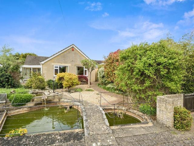 3 bedroom bungalow for sale