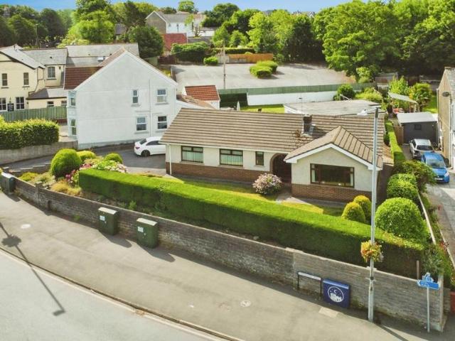 3 bedroom bungalow for sale