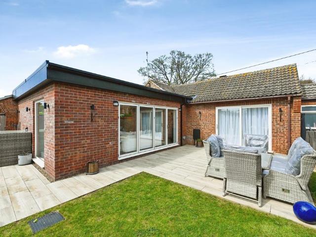 3 bedroom bungalow for sale