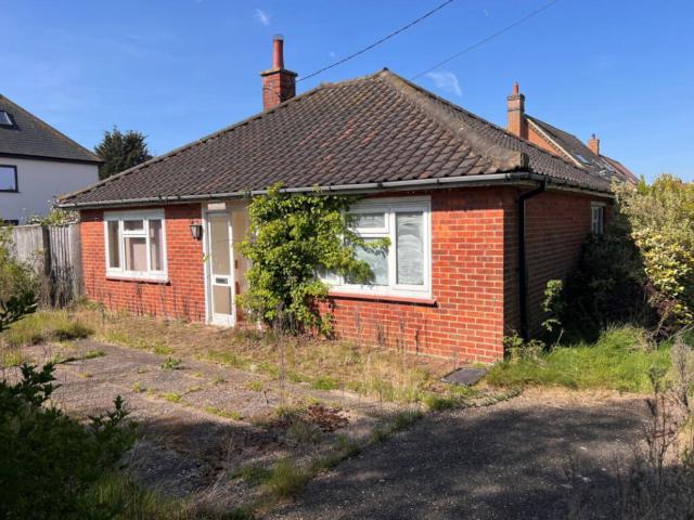 3 bedroom bungalow for sale