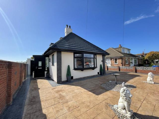 3 bedroom bungalow for sale