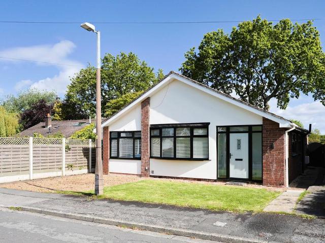 3 bedroom bungalow for sale