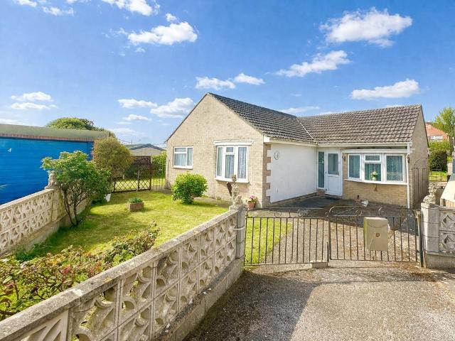 3 bedroom bungalow for sale