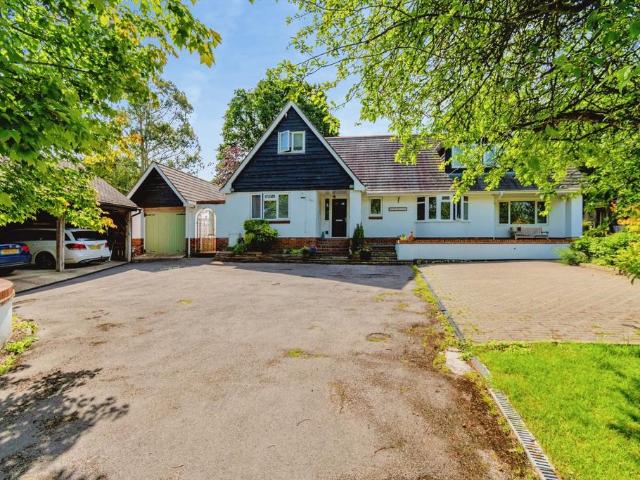 3 bedroom bungalow for sale
