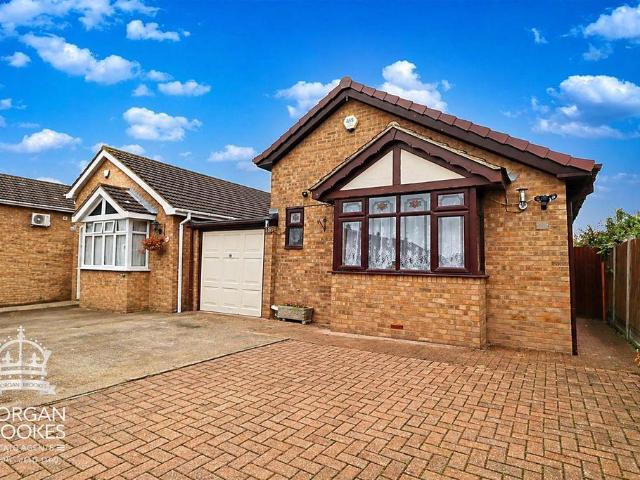 3 bedroom bungalow for sale