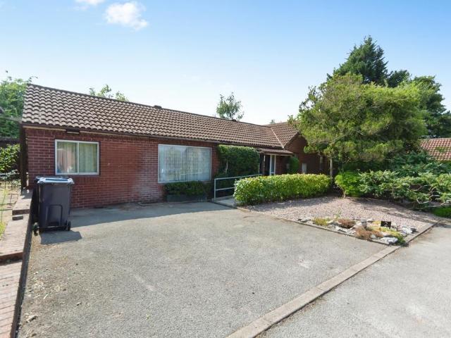 3 bedroom bungalow for sale