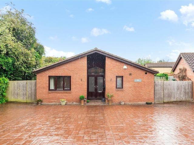 3 bedroom bungalow for sale