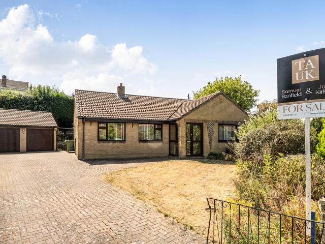 3 bedroom bungalow for sale
