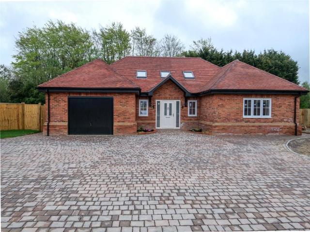 3 bedroom bungalow for sale