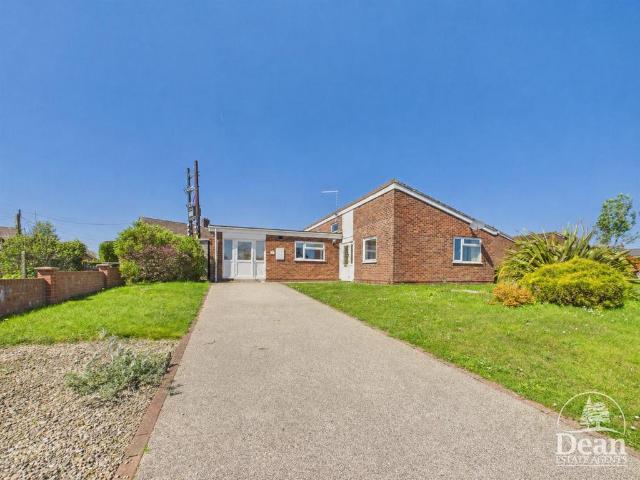 3 bedroom bungalow for sale