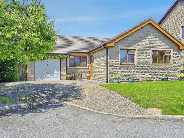 3 bedroom bungalow for sale