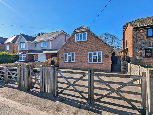 3 bedroom bungalow for sale