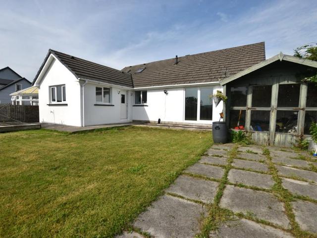 3 bedroom bungalow for sale