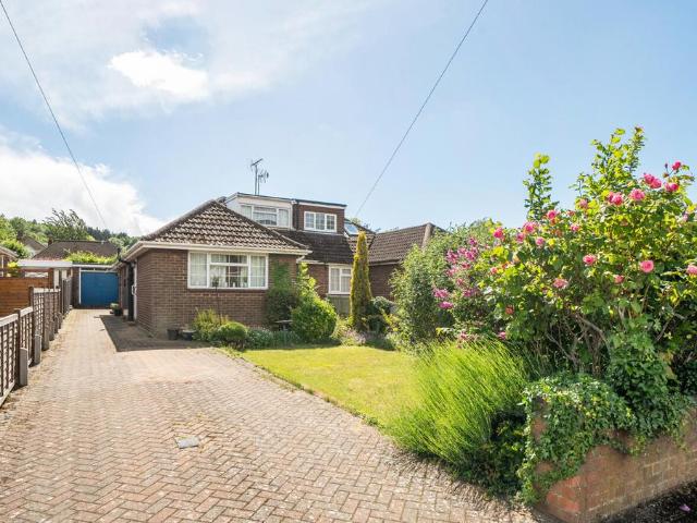 3 bedroom bungalow for sale