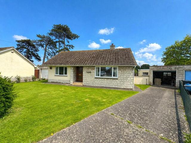 3 bedroom bungalow for sale