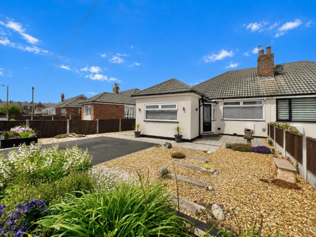 3 bedroom bungalow for sale