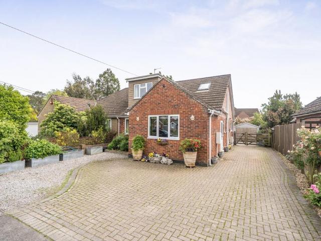 3 bedroom bungalow for sale