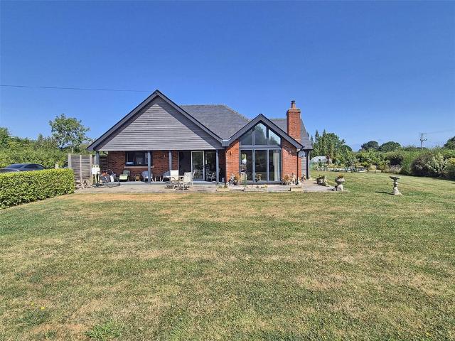 3 bedroom bungalow for sale