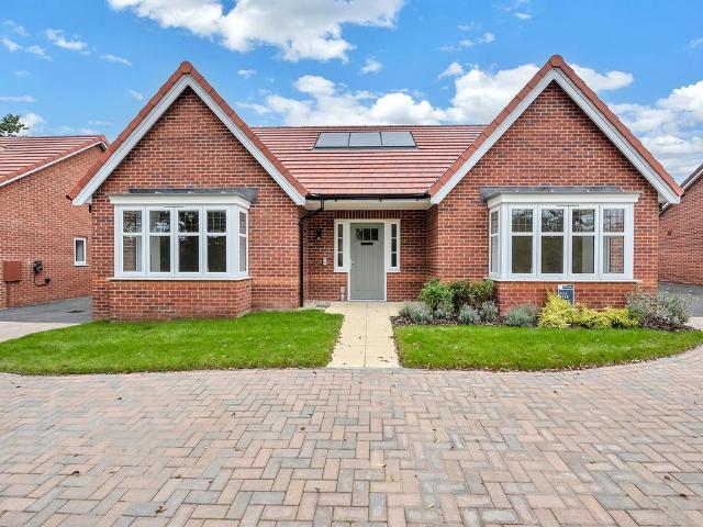 3 bedroom bungalow for sale