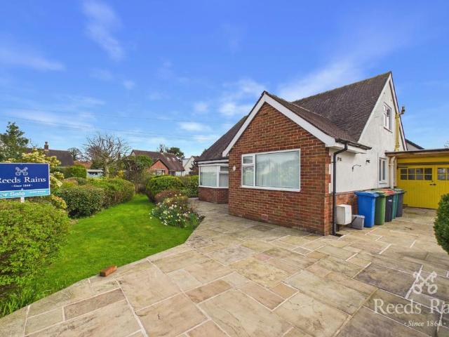 3 bedroom bungalow for sale