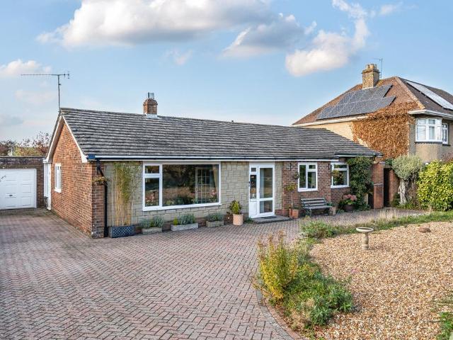 3 bedroom bungalow for sale