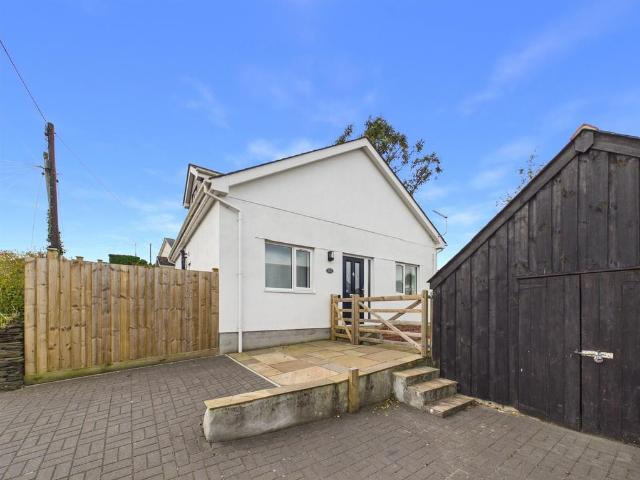 3 bedroom bungalow for sale