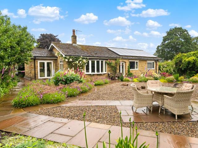 3 bedroom bungalow for sale