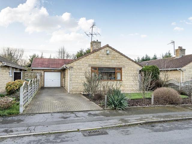3 bedroom bungalow for sale