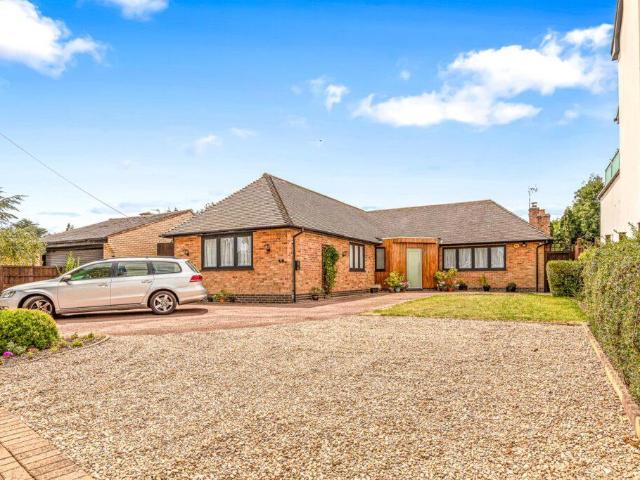 3 bedroom bungalow for sale