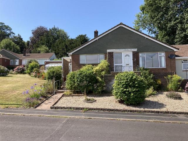 3 bedroom bungalow for sale