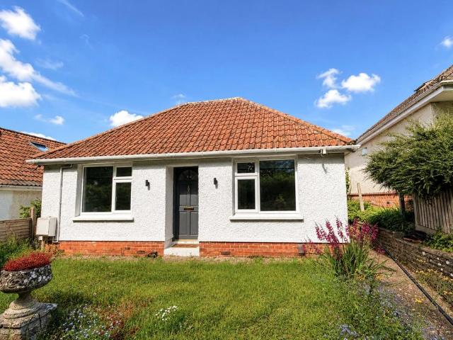 3 bedroom bungalow for sale