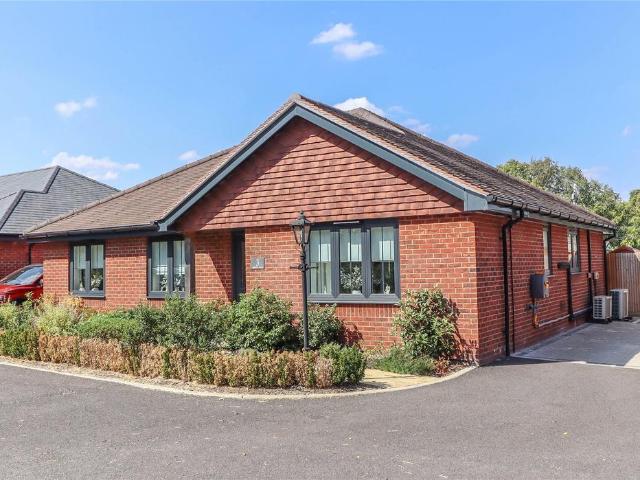 3 bedroom bungalow for sale