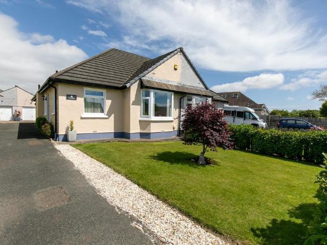 3 bedroom bungalow for sale