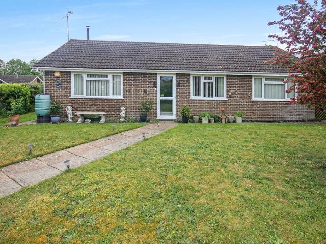3 bedroom bungalow for sale