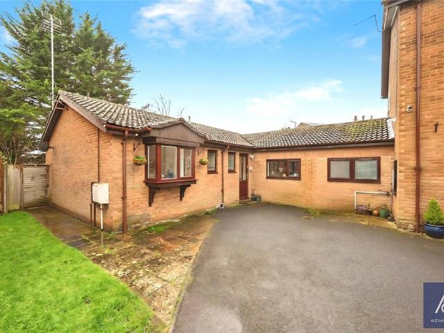 3 bedroom bungalow for sale