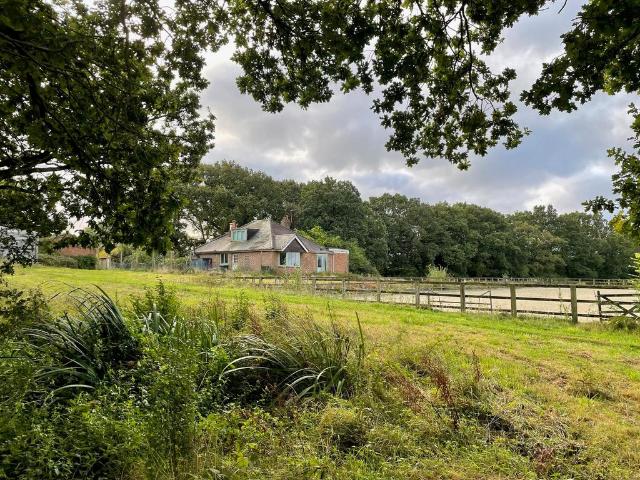3 bedroom bungalow for sale