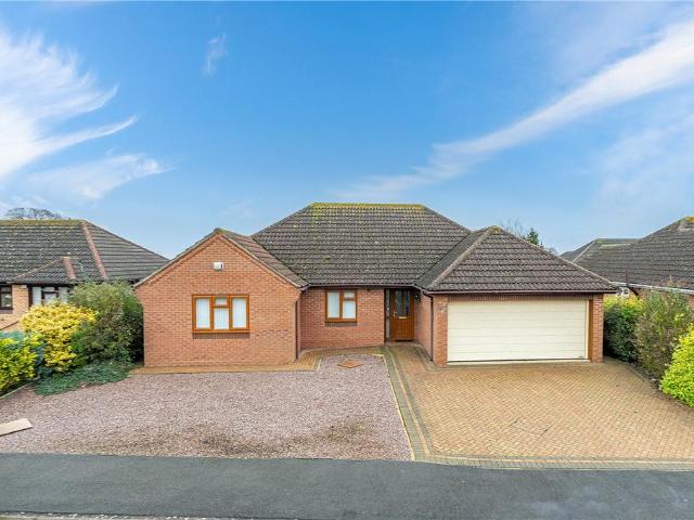 3 bedroom bungalow for sale