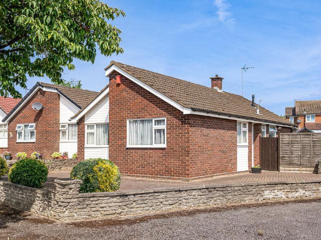 3 bedroom bungalow for sale