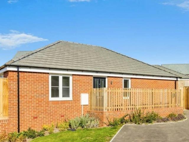3 bedroom bungalow for sale