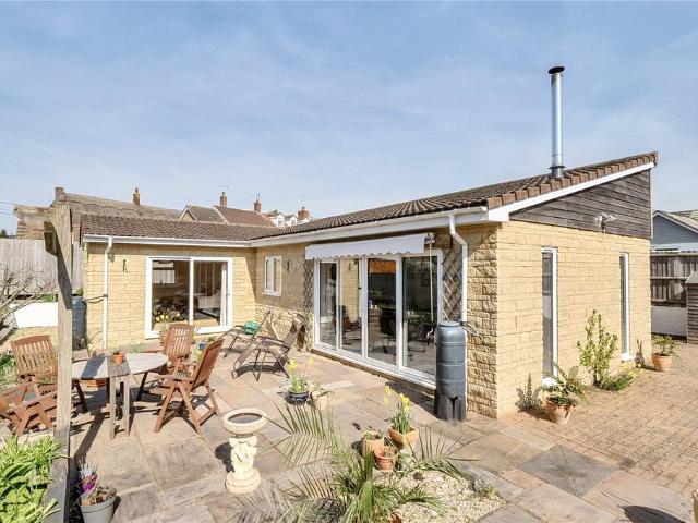 3 bedroom bungalow for sale