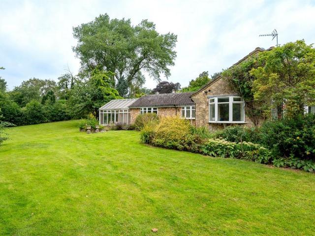 3 bedroom bungalow for sale