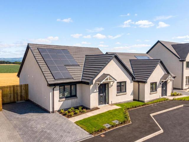 3 bedroom bungalow for sale