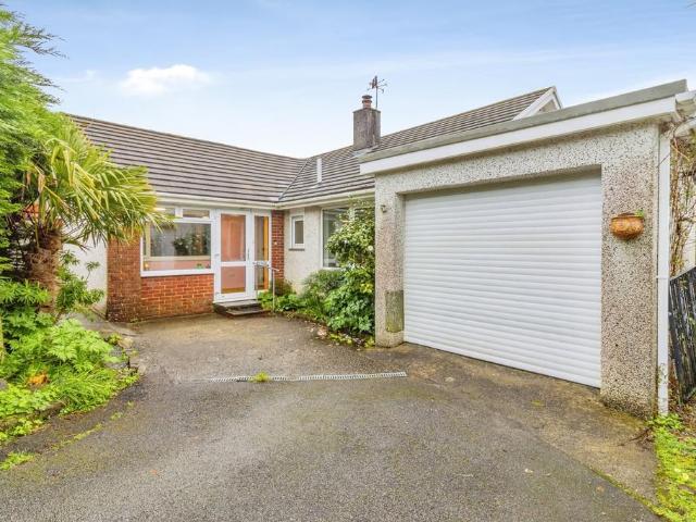 3 bedroom bungalow for sale