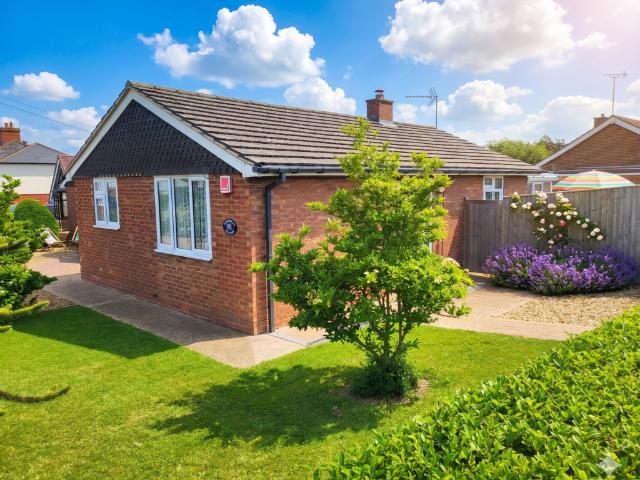 3 bedroom bungalow for sale