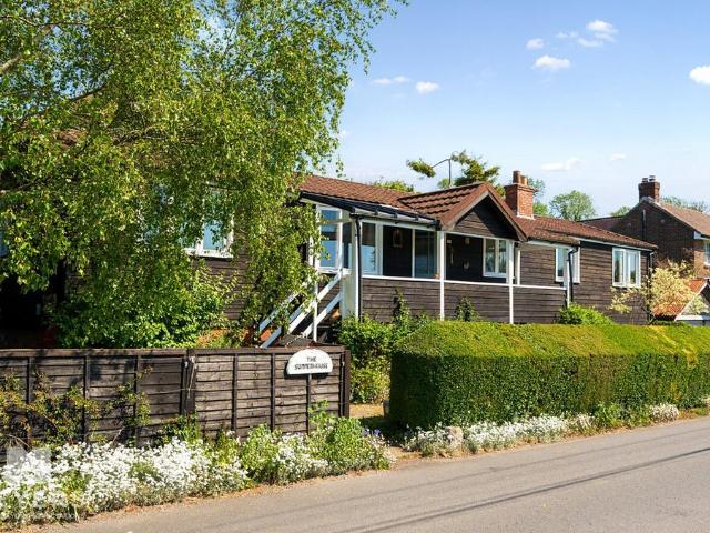 3 bedroom bungalow for sale