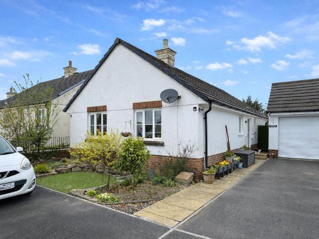 3 bedroom bungalow for sale