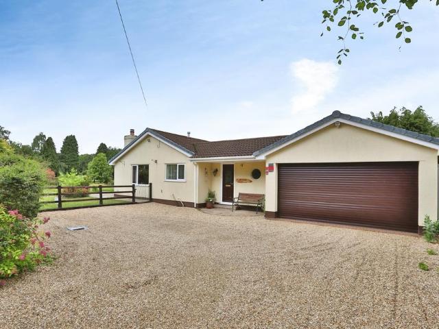 3 bedroom bungalow for sale