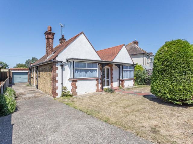 3 bedroom bungalow for sale