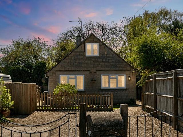 3 bedroom bungalow for sale