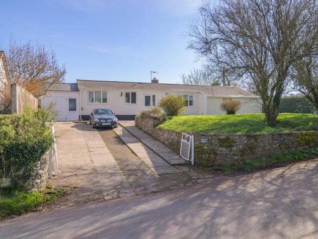 3 bedroom bungalow for sale